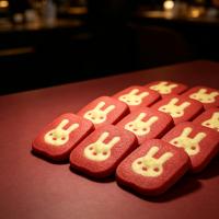China Exquisite Shape Cute Bunny-Shaped Cookies (Strawberry Flavor) Delicious Snack Treat for sale