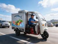 China Gasoline-Powered Refrigerated Tricycle with 150cc Engine, 0°C to -18°C Temperature Range, and 970L Cargo Capacity for Cold Chain Logistics for sale