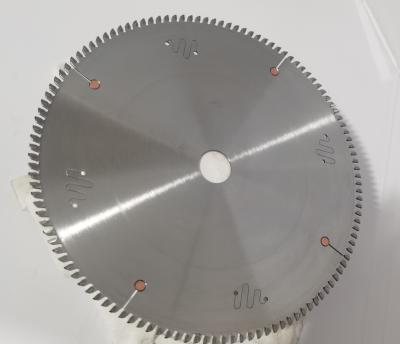China Smooth Edges Industrial Circular Saw Blades Recyclable For Construction Sites for sale