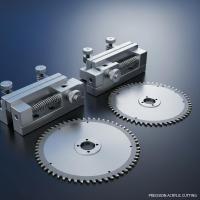 China 0.125 Inches Kerf Acrylic Saw Blades with High Blade Tension and Carbide Material for Precision Cutting for sale