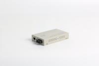 China Optical To Electric CAT5 100m DC5V Fiber Media Converter Adaptive for sale