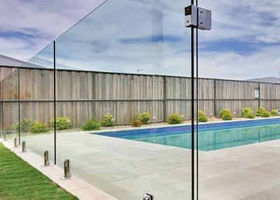 China 1.52PVB 5mm Tempered Laminated Safety Glass Size Customized For Office Partition for sale