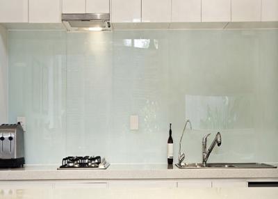 China Durable Clear Toughened Glass , Silkscreen Printing Flat Tempered Glass for sale
