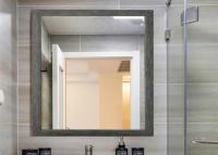 China Wood Framed Bathroom Mirrors Modern Stylish Anti Explosion For Hotel / Office for sale