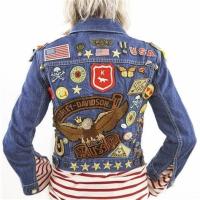 China Custom Embroidered Iron On Patches 100pcs Low MOQ Twill Badges for Clothes for sale