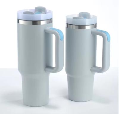 China Insulated Vacuum Sports Bottle Cup Tumbler 30oz 40oz Stainless Steel with Handle Straw for sale