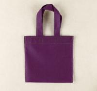 China Custom Non Woven Gift Bags 20x20cm Reusable Tote Bags with Handles Rainbow Colors for Party Wedding for sale