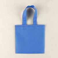 China Custom Non Woven Gift Bags 20x20cm Reusable Tote Bags with Handles Rainbow Colors for Party Wedding for sale