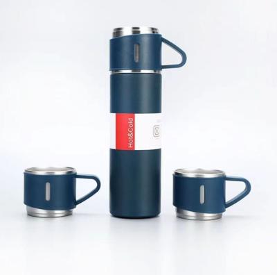 China 500ml Double Wall Insulated Vacuum Sports Bottle with Leak Proof Lid Custom Logo for sale