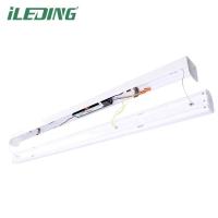 China 3CCT Tunable LED Batten Light 120-277V 50000 Hours IP65 for Office Garage Supermarket for sale