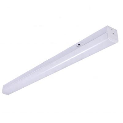 China PC Material 25W 3CCT 2FT LED Batten Light Fixtures for Commercial Industrial for sale