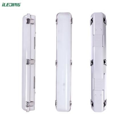 China 2FT 25W LED Vapor Tight Light PC Cover 120-277V Dimmable Industrial for sale
