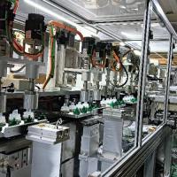China Laundry Detergent Cap Assembly Machine For Simultaneous Assembly Of Two Sizes Of Products for sale