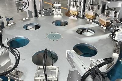 China Automatic Desiccant cap with Daily Necessities Assembly Machine for Pharmaceutical and Health Care for sale