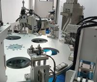China Automatic Desiccant cap with Daily Necessities Assembly Machine for sale