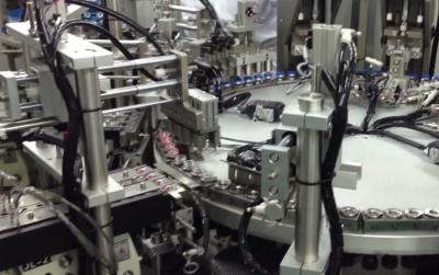 China Servo Motor Driven Medical Product Assembly Machine for Non-PVC Soft Bag and Aluminum-Plastic Caps for sale