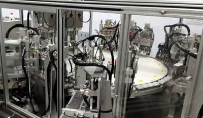 China High Operation Rate Euro Cap Assembly Machine With AC380V Power Source And 4kw/hr Power Consumption for sale