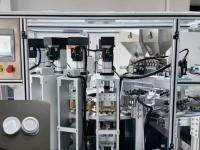 China Desiccant Cap Filling Machine For Pharmaceutical And Health Care Industry With Different Dimensions for sale