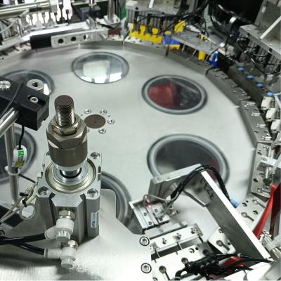 China Non-standard Iodophor Cap Automated Assembly Machine PLC Control Remote Control Turntable Operation for sale