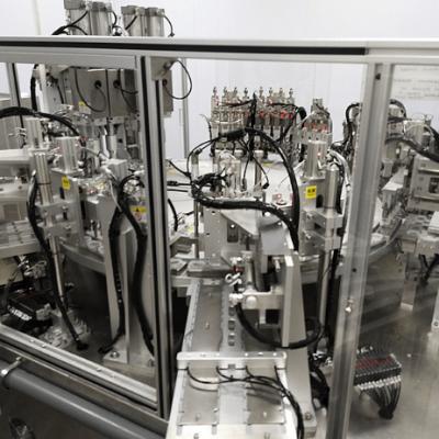 China Automatic Euro Cap Assembly Machine with 99% Qualified Rate 95% Operation Rate and 8000-15000pcs/hr Production Efficiency for sale