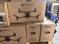 China Small Dji Matrice 30t Industrial Drone With Wide Angle Zoom Infrared Camera Laser Rangefinder for sale