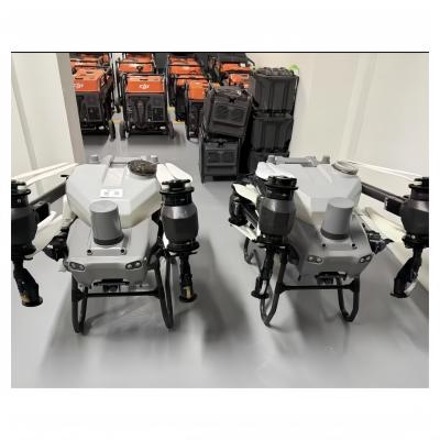 China Original Dji T25 T40 T50 T60 T70 T100 Agricultural Drone With Spreading System Crop Dusting Drone for sale