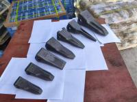 China Bucket teeth 100 percent forging Komatsu PC100RC excavator bucket tooth replacement parts wear resistant for sale
