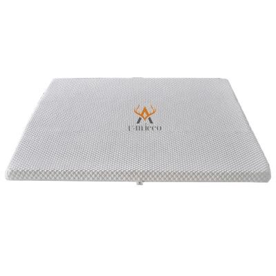 China 300 Thread Count White Embroidered POE Pillow Machine Washable with 1.5 Pounds Weight for sale