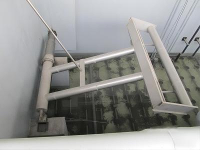 China Anti Floating Silver Wastewater Treatment Decanter Plant SBR Decanter Process Rotating for sale