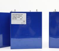 China 3.2v 302Ah Deep Cycle Prismatic Cell Battery Pack LiFePO4 For Solar Energy System for sale