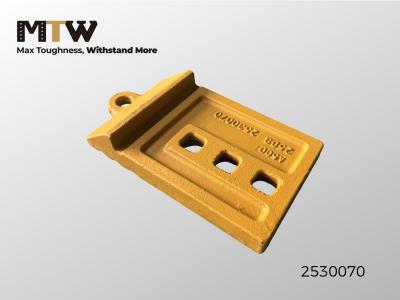 China 2530070 Cast Half Arrow Edge End 3 Holes 966G 966H 966M 972G for sale