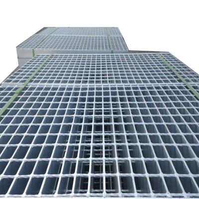 China Belt Conveyor Accessories Heavy Duty Thickened Galvanized Steel Lattice Plate for sale