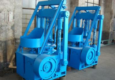 China Latest raw coal powder dust briquetting shaping moulding compressing machine for sale