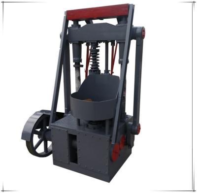 China Honeycomb Charcoal Briquette Making Machine 50 Briquettes per Minute 90kg Force for sale