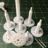 China Custom Logo White Wall Insulation Anchors Corrosion Resistance Hammer in Anchors for sale