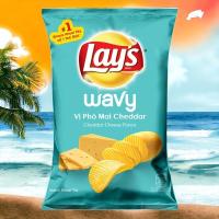 China Lay's Cheddar Cheese Chips Wholesale Case - 90G x 40 g Bags for Retailers for sale