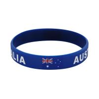 China Custom National Day Silicone Bracelet FootBall World Cup National Flag Rubbery UK USA Country Flag Wristband for sale