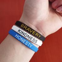 China 1-5mm Width Silicone Wrist Bands for Customized Business Events and Sports Souvenirs for sale