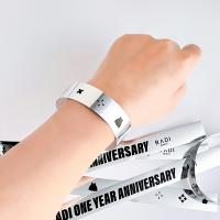 China Personalized Logo Glitter Holographic Wristbands Perfect for Parties/Events for sale