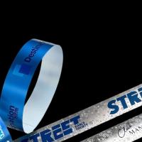 China Plastic Customized Water Parks Wristbands Personalized for Adults and Kids for sale