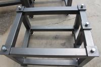 China Custom CNC Machine Leveling Steel Welding Stand - 600mm Height, 3mm Thickness with 5-Point Adjustable Bolts for sale