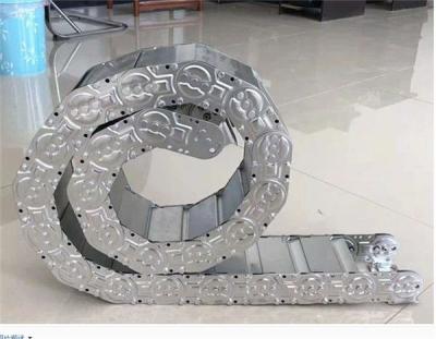 China TL Stainless Steel Cable Holder Chain 40 m/s High Speed for Hose Protection for sale