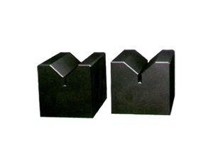 China High Precision Black Granite V Block 150 x 150 mm with 90° V-Slot for Industrial Measurement for sale
