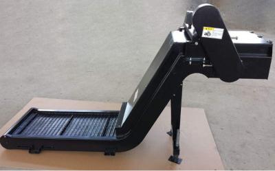 China Hinged Belt Metal Chip Conveyor 175-600mm Width 1.2-1.4 m/min Speed for CNC Machines for sale