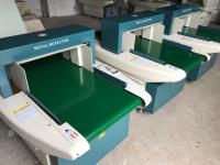 China needle detector JC-600 auto conveyor model  for garment,textile product inspection for sale
