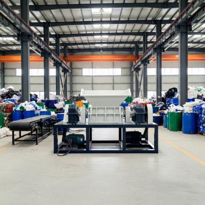 China Double Shaft Plastic Shredder Machine for Large Solid Plastic Waste Crushing for sale