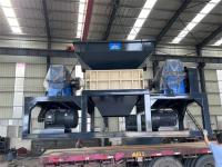China Double Shaft Shredder for Waste Tire Rubber Recycling Machine for sale