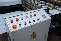 China Automatic Gluing Machine / Rigid Box Making Machine for Rigid Box for sale