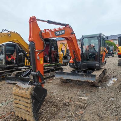 China Used Doosan Digger  DX60  Secondhand 6ton Small Type Mini Crawler Excavator 39.7kw for sale