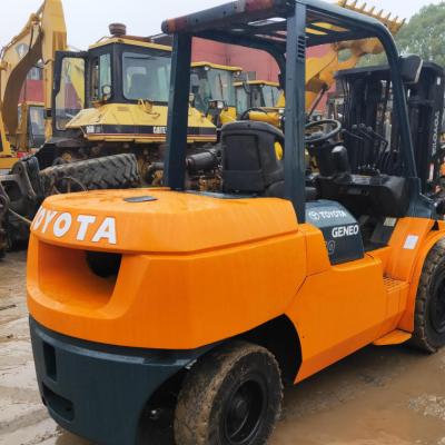 China Secondhand FD50 Toyota Diesel Forklift Dealer 5 Ton Maximum lifting height 4.5m for sale